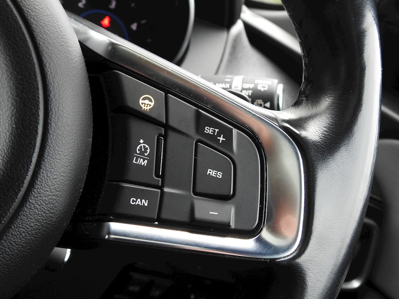 Used 2017 Jaguar F-PACE D180 R-Sport For Sale in Devon (U13181 ...