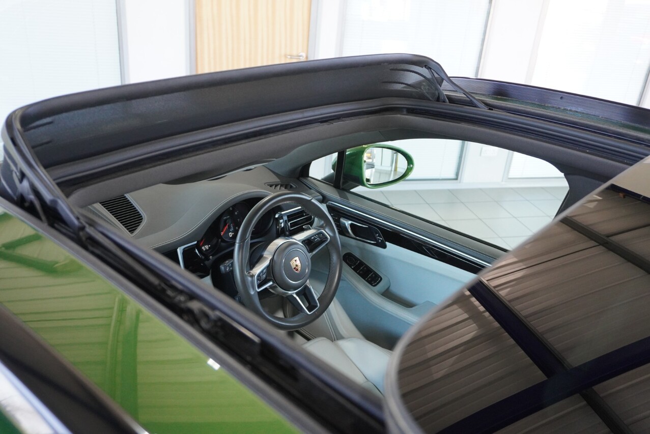 Used 2019 Porsche Macan Gen 2 2.0 T For Sale (U2552) | Harbour Cars