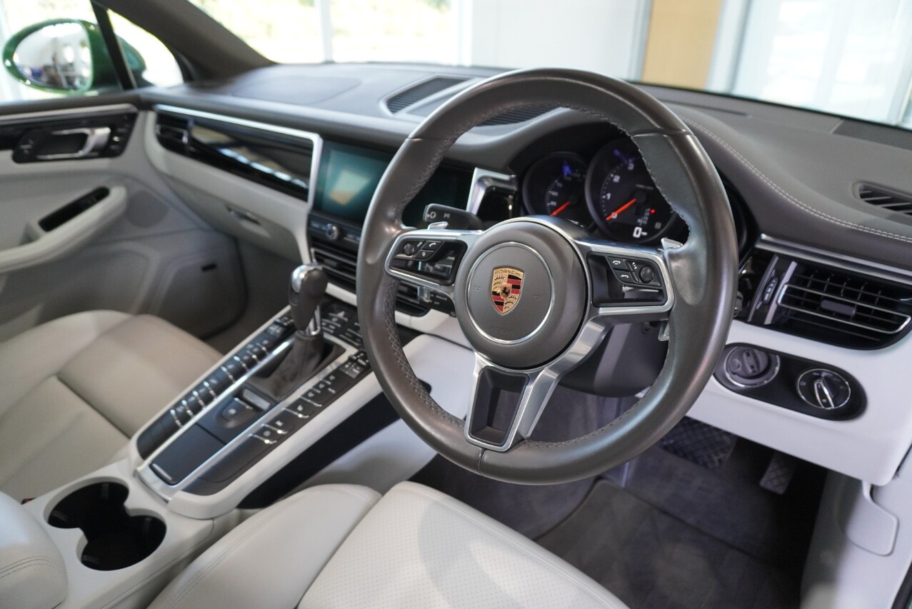Used 2019 Porsche Macan Gen 2 2.0 T For Sale (U2552) | Harbour Cars