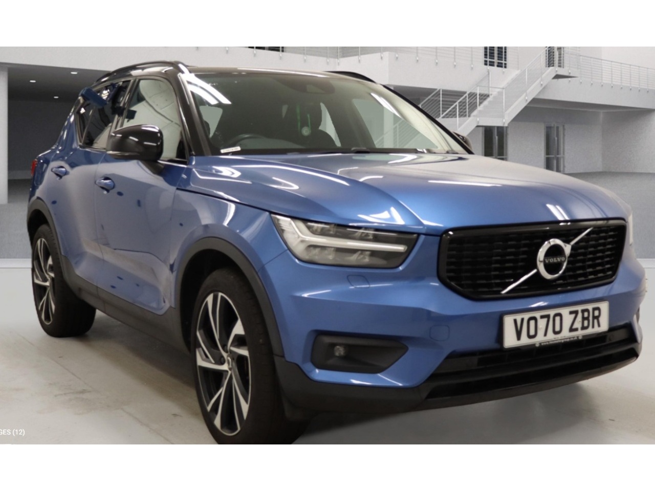 Used 2020 Volvo XC40 B4 MHEV R-Design Pro For Sale in Cornwall (U17253 ...
