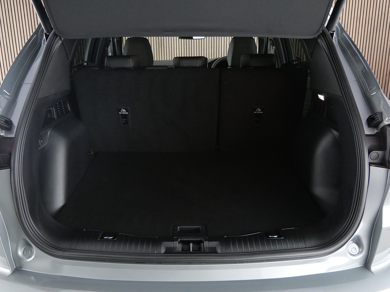 Used 2025 Ford Kuga 2.5 Duratec 14.4kWh ST-Line X SUV 5dr Petrol Plug ...